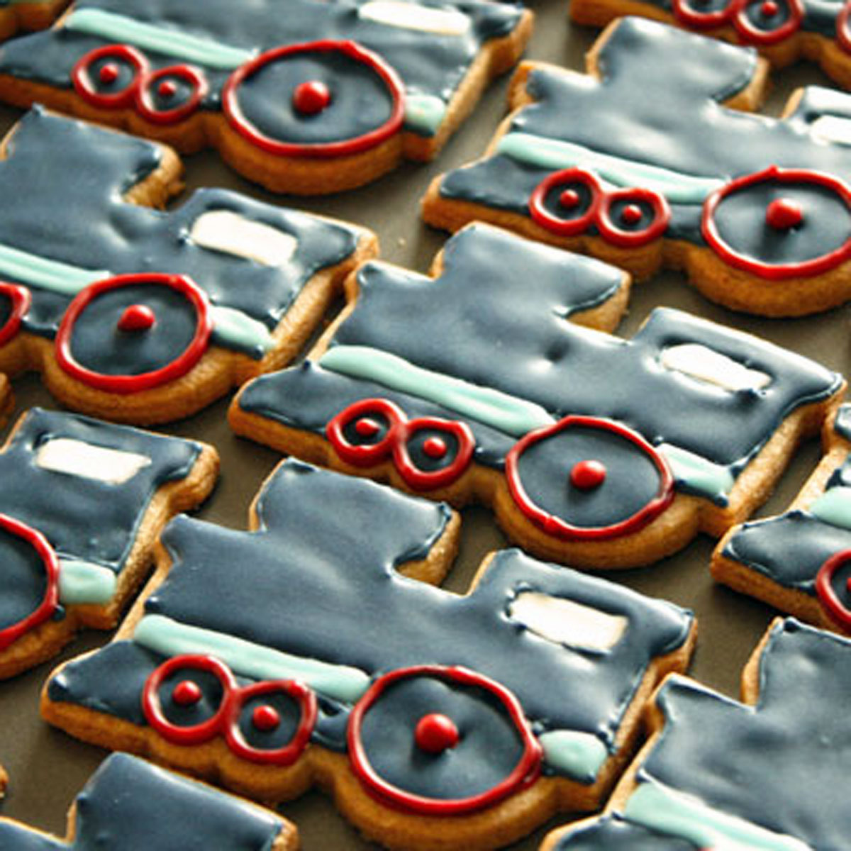 Decorated Train Sugar Cookies, Daring Bakers Challenge