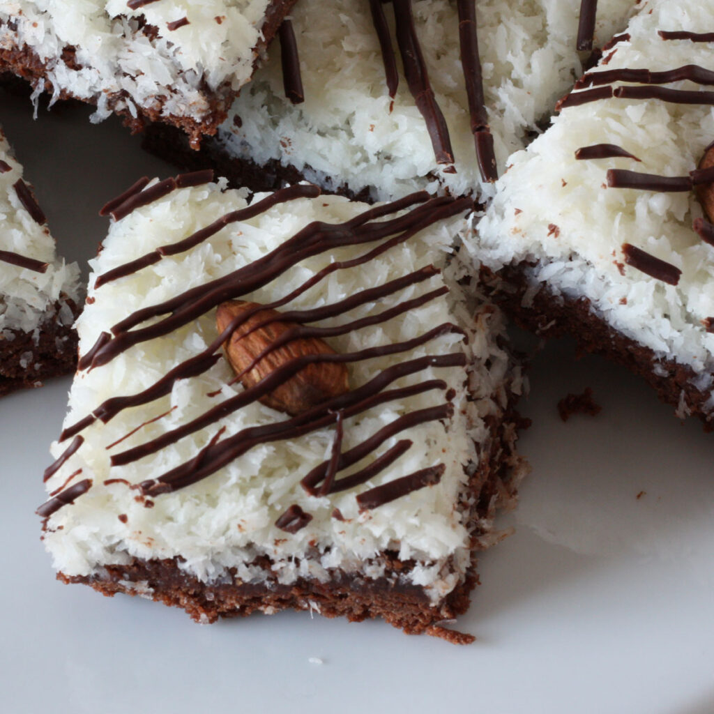 15 Creative Brownie Recipes to Make For Any Occasion | DessArts