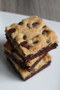 Brookie Bars Recipe (Cookie Dough mixed into Brownies) | DessArts