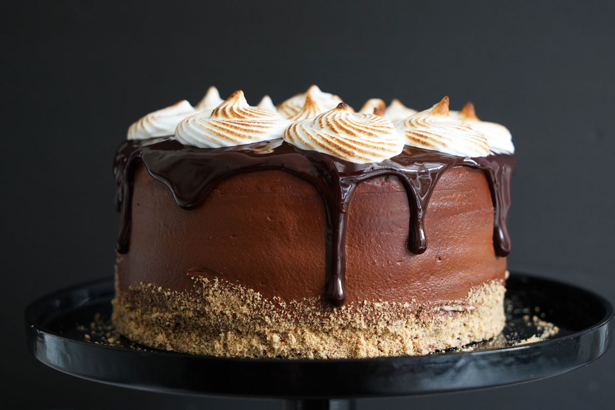 S'mores Cake | DessArts